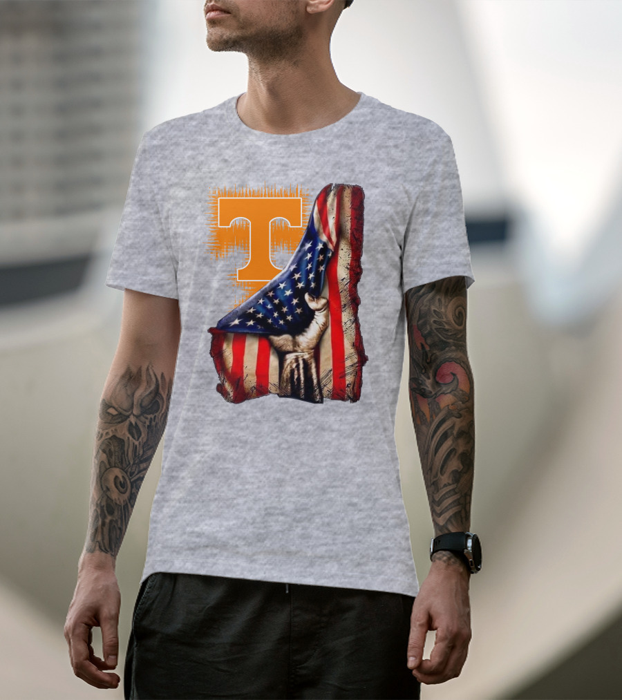 Tennessee Volunteers T Logo American Flag Fist T-Shirt