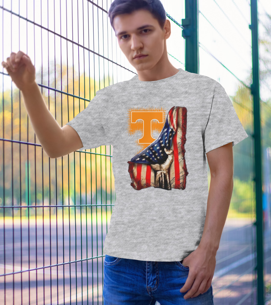 Tennessee Volunteers T Logo American Flag Fist T-Shirt