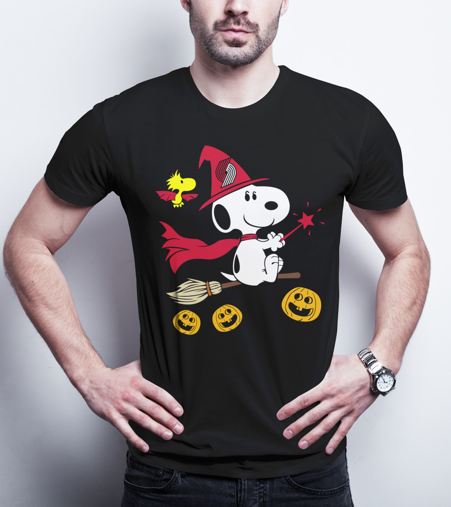 Portland Trail Blazers Happy Halloween Snoopy Witch Broom Woodstock Pumpkins T-Shirt