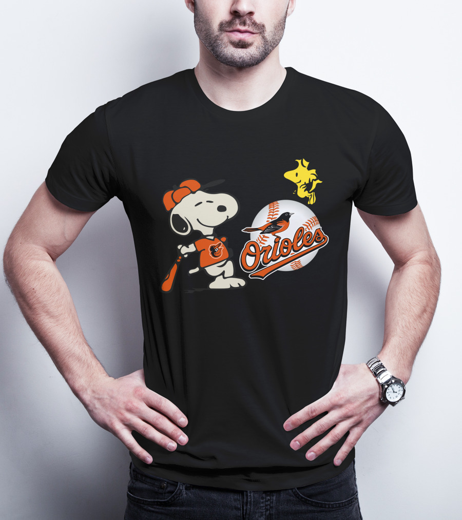 Baltimore Orioles Snoopy And Woodstock BaseballArtwork T-Shirt