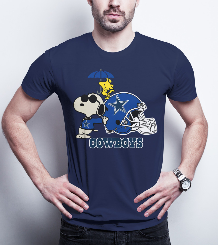 Dallas Cowboys Snoopy Woodstock Holiday Helmet T-Shirt