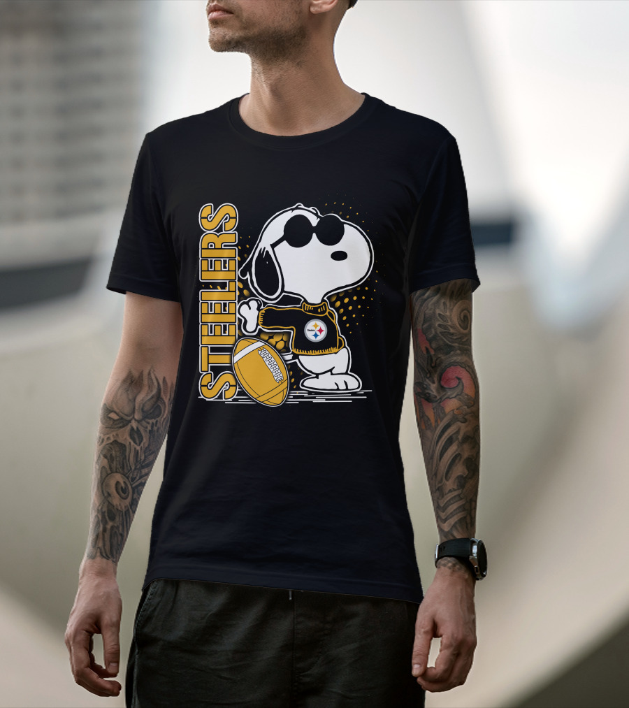 Steelers Snoopy Football Team T-Shirt
