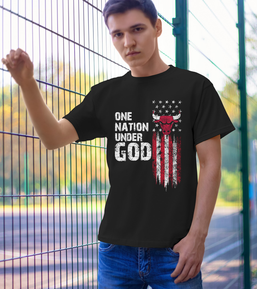 One Nation Under God Chicago Bulls Stars And Stripes Flag T-Shirt