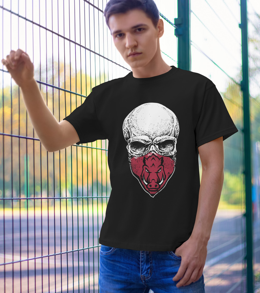 Arkansas Razorbacks Skull Logo Mask T-Shirt