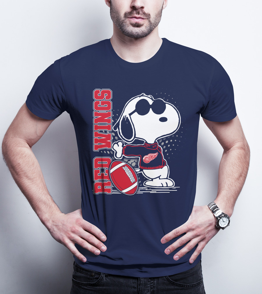 Red Wings Detroit Snoopy Football Peanuts T-Shirt