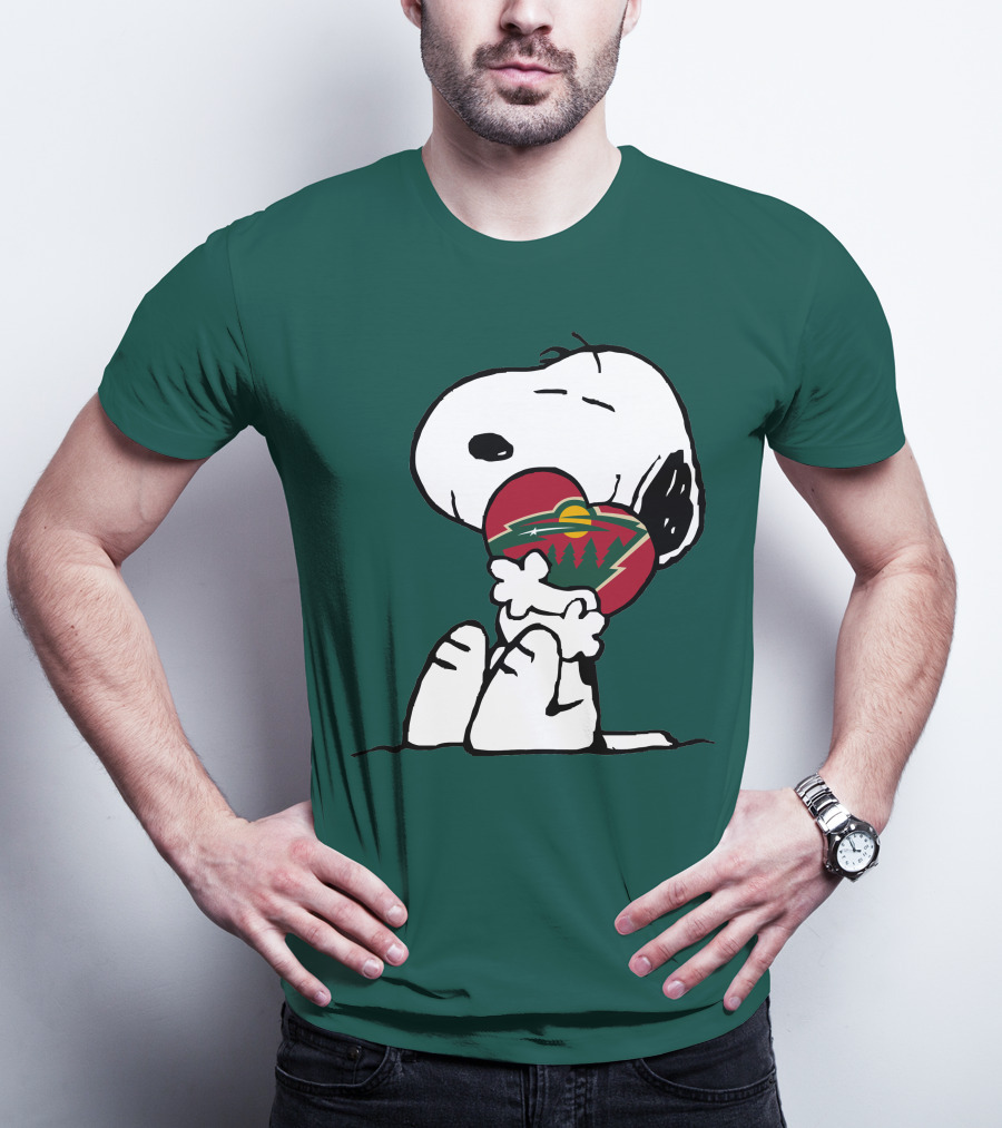 Snoopy Holding Minnesota Wild Heart T-Shirt