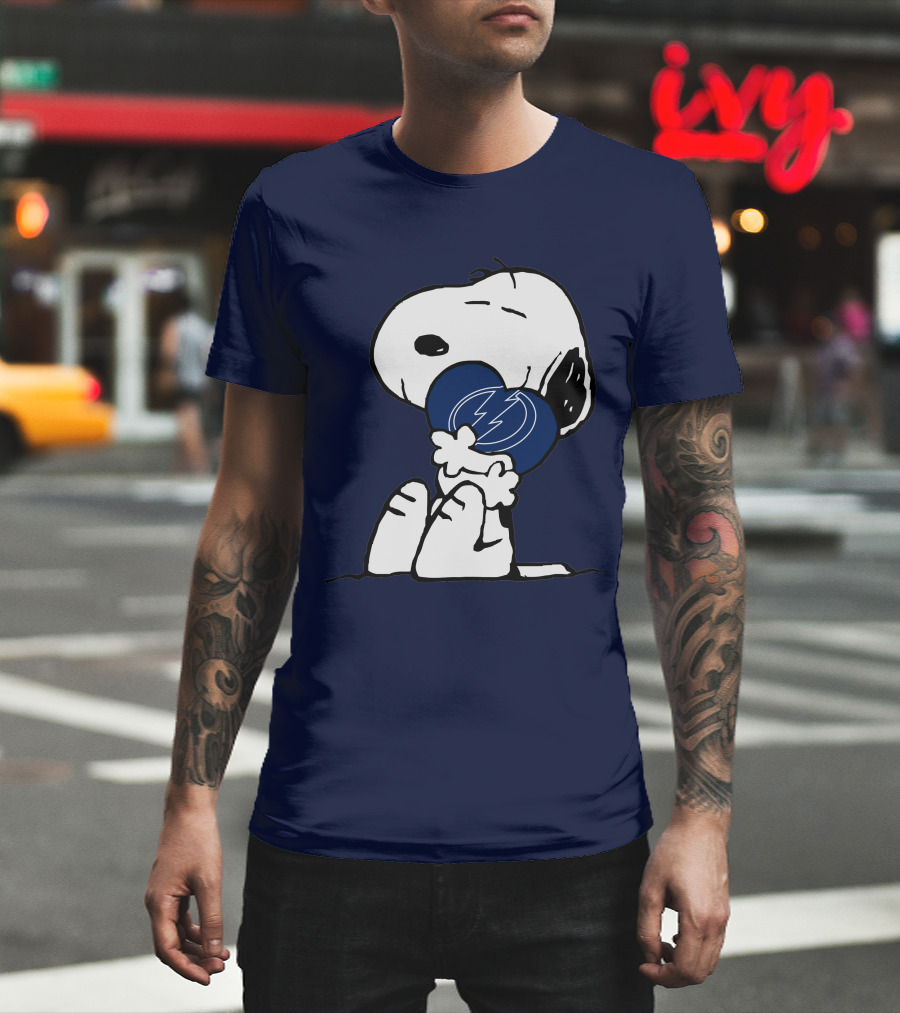 Tampa Bay Lightning Snoopy Hugging Heart T-Shirt