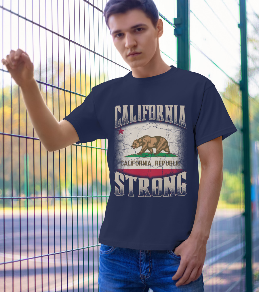 California Republic Strong Bear Flag T-Shirt