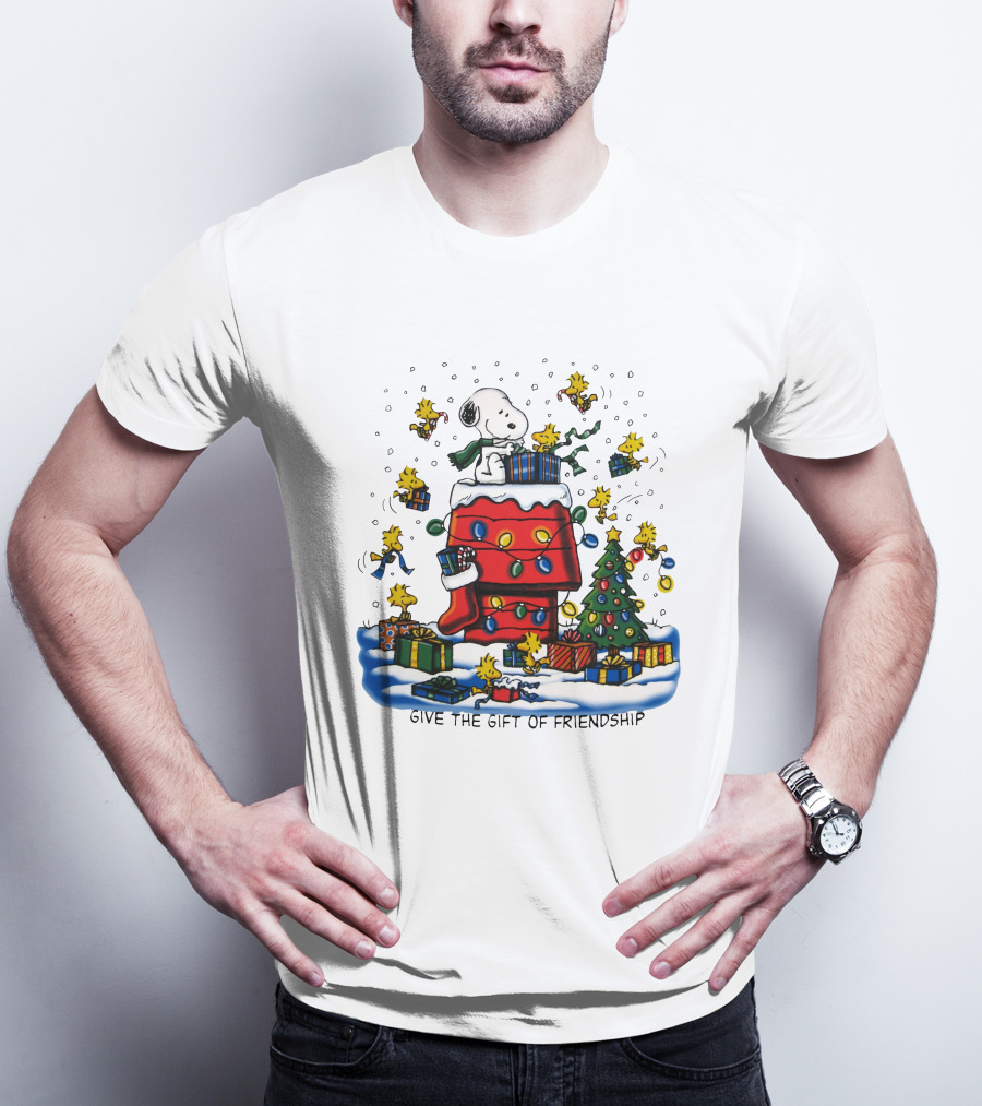 Snoopy Christmas House With Woodstock And Gifts Give The Gift Of Friendship T-Shirt