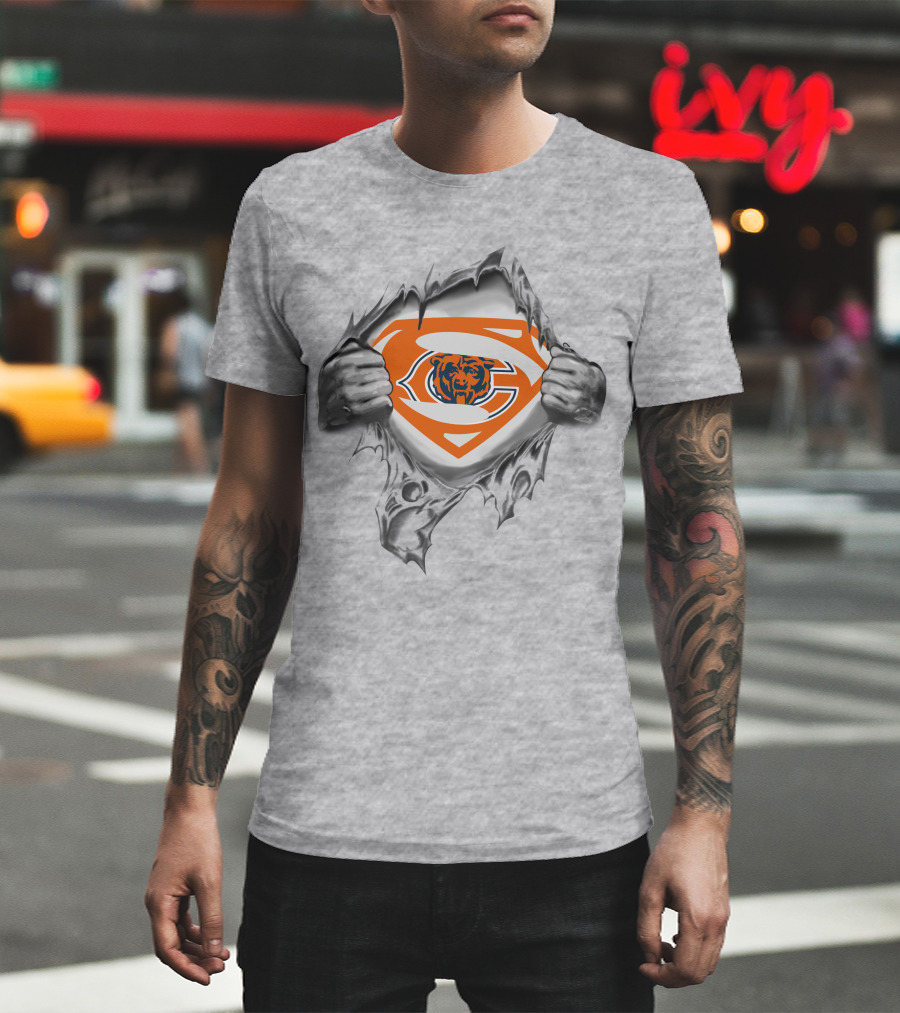 Chicago Bears Superhero Logo Tear T-Shirt