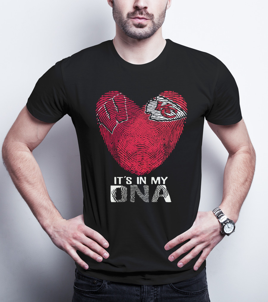 Wisconsin Badgers Chiefs Heart Fingerprint It's In My DNA T-Shirt
