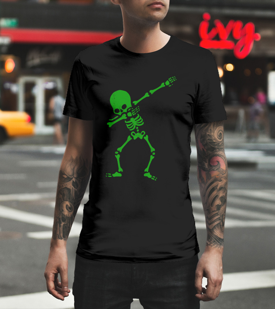Dabbing Green Skeleton Halloween Humor T-Shirt
