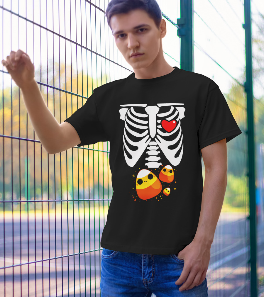 Skeleton Ribs Heart With Cute Candy Corn Halloween Food T-Shirt