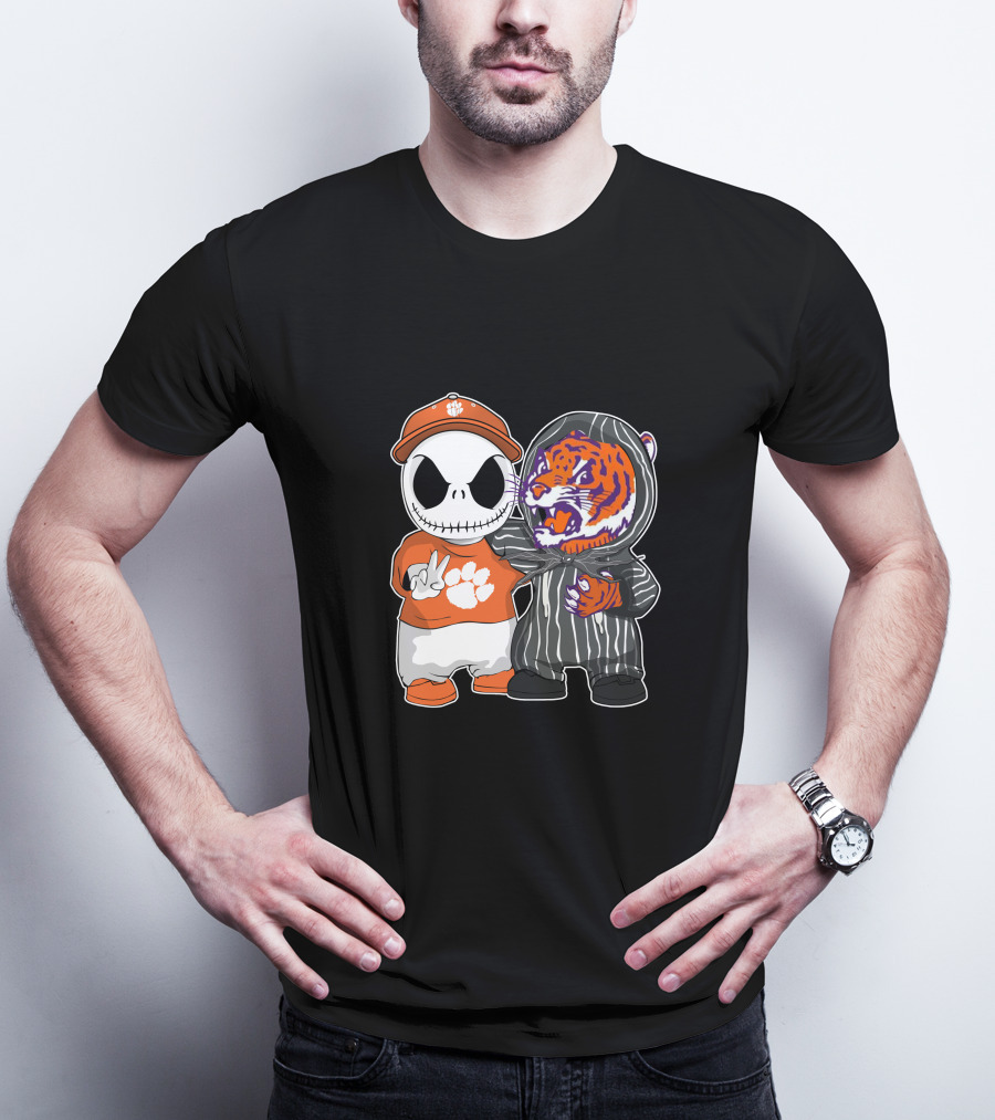 Jack Skellington Clemson Tigers Fan With Tiger Mascot Hugging T-Shirt