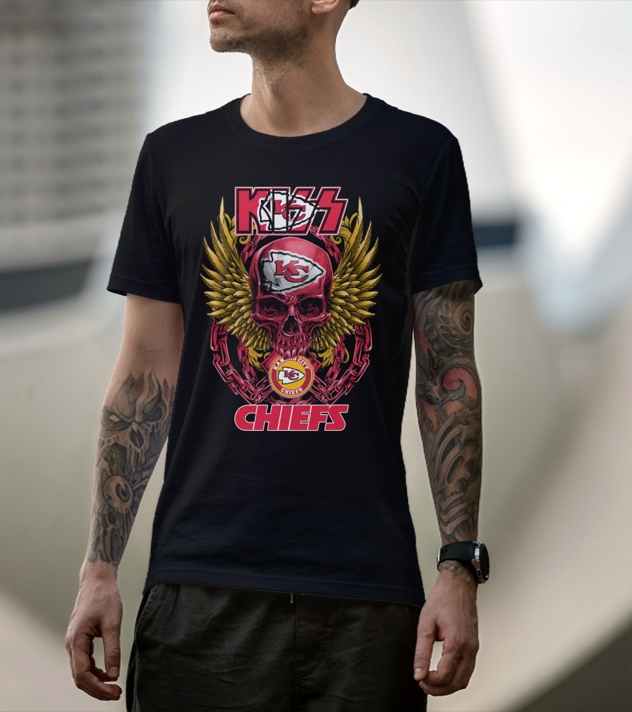 KISS Kansas City Chiefs Winged Skull And Chains T-Shirt