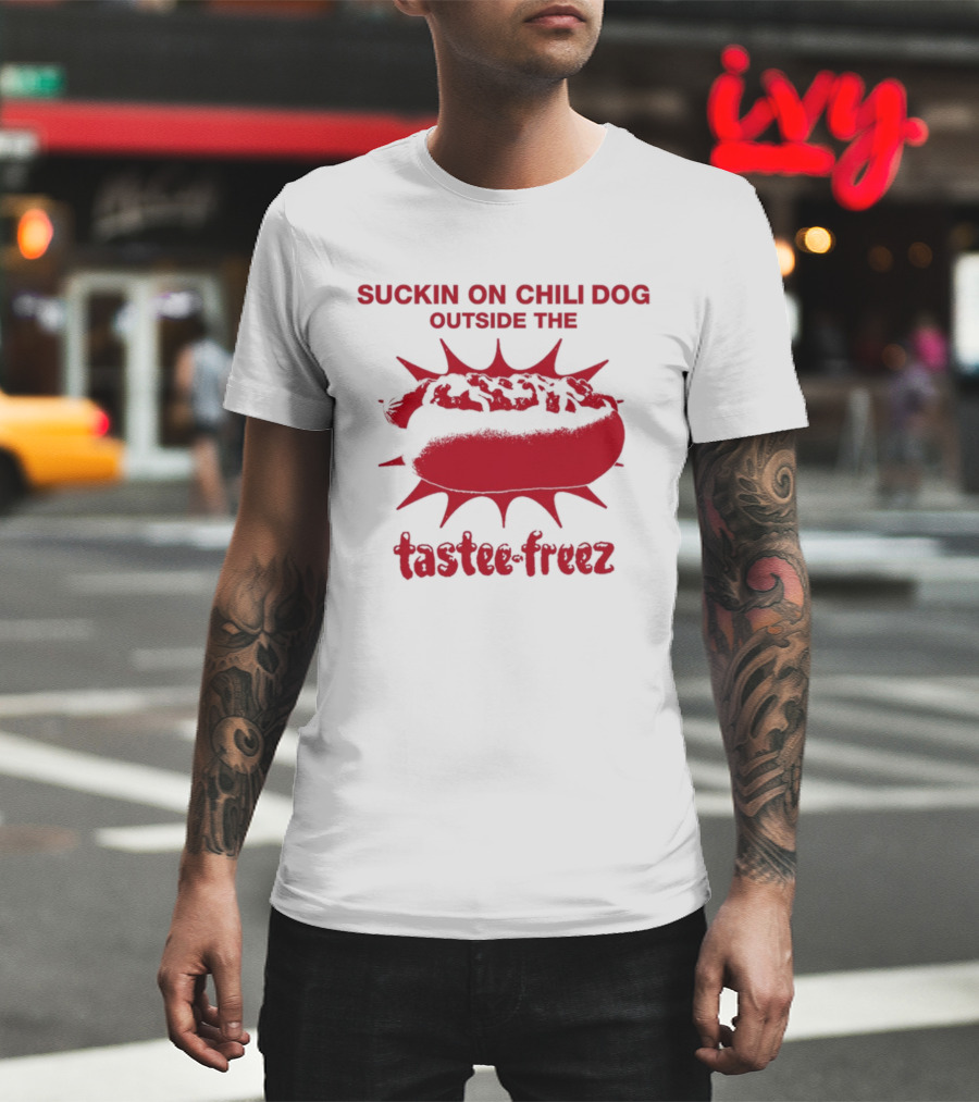Sunshineskate Suckin On Chili Dog Outside The Tastee Freez Retro Vibes T-Shirt