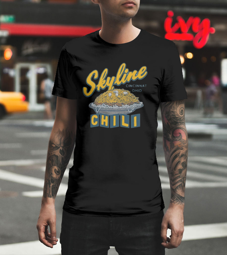 Skyline Chili Cincinnati Ohio Pop Culture Food Icon With Classic Spaghetti And Cheese Plate T-Shirt