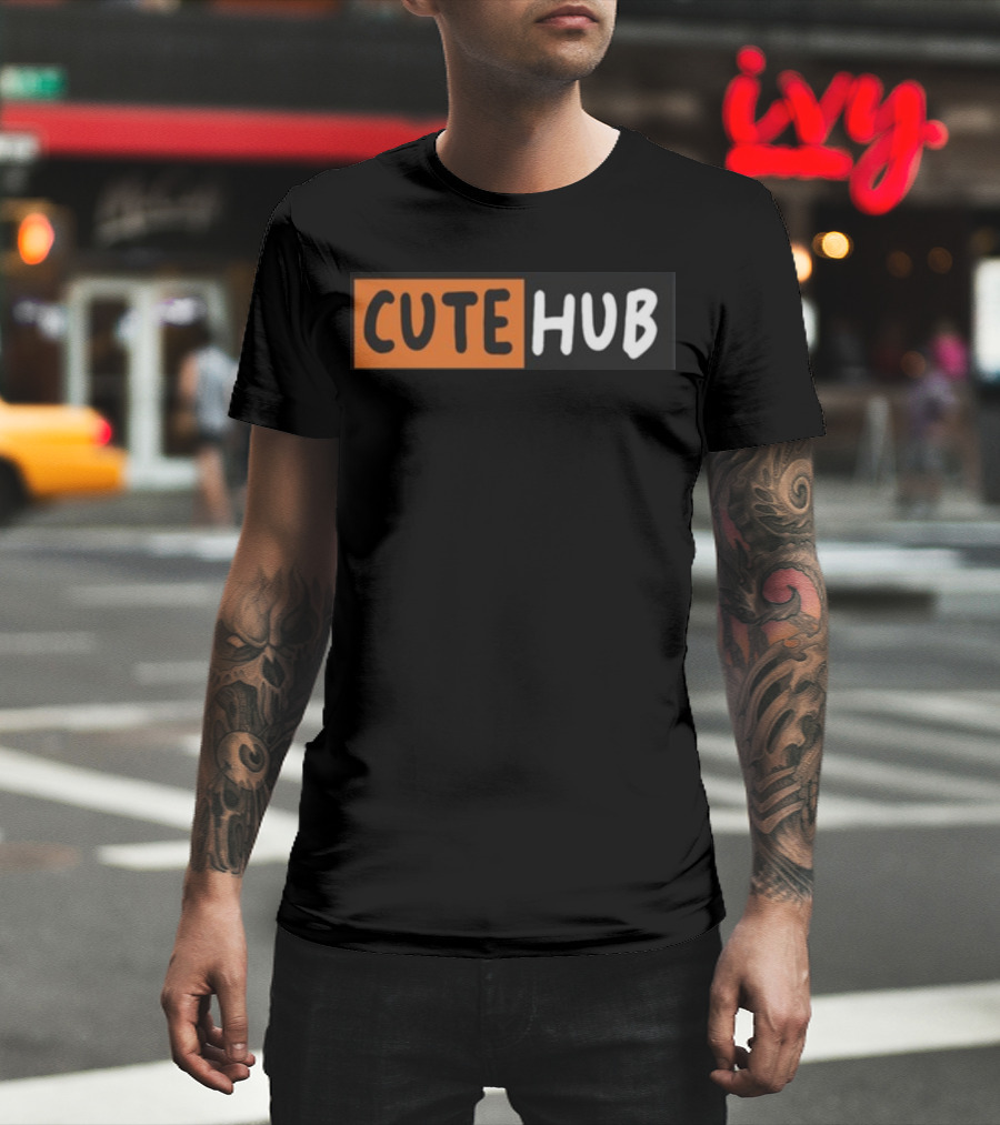 CUTE HUB Bold Contrast T-Shirt