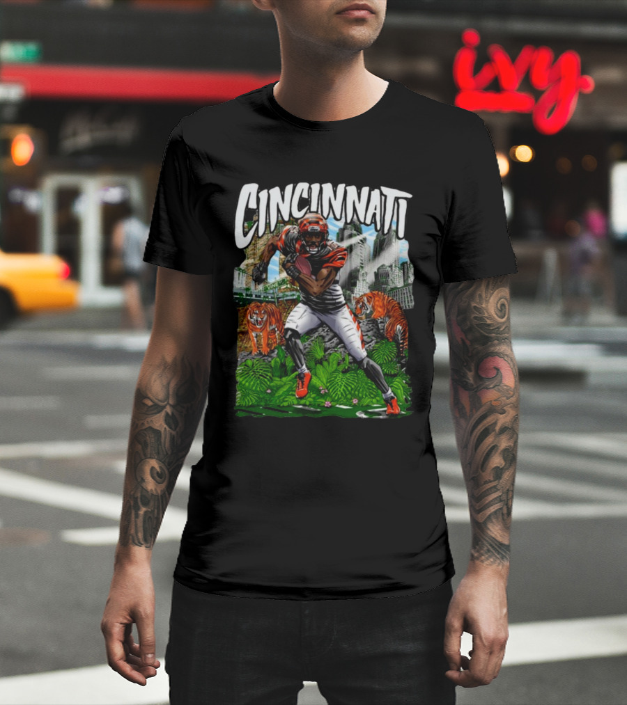 Cincinnati Jungle Football Player With Tigers And City Skyline T-Shirt