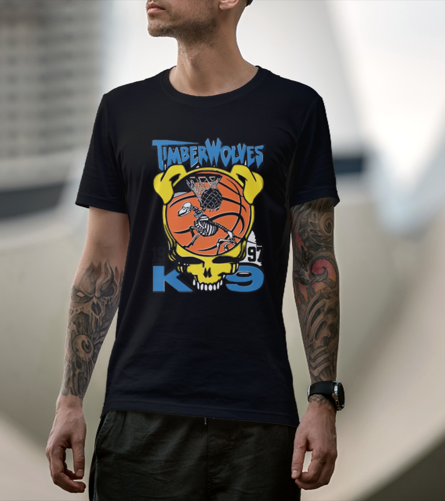 Timberwolves 1997 K-9 Basketball Skeleton Skull T-Shirt
