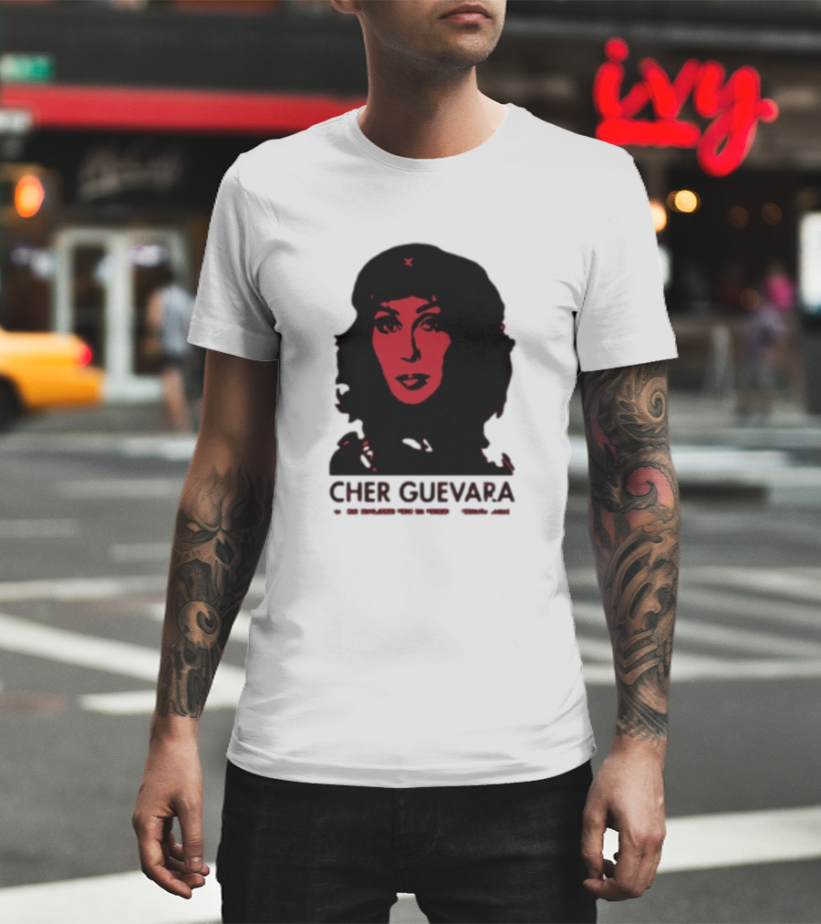 Cher Guevara Hay Que Envejecer Pero Sin Perder La Ternura Jamas T-Shirt