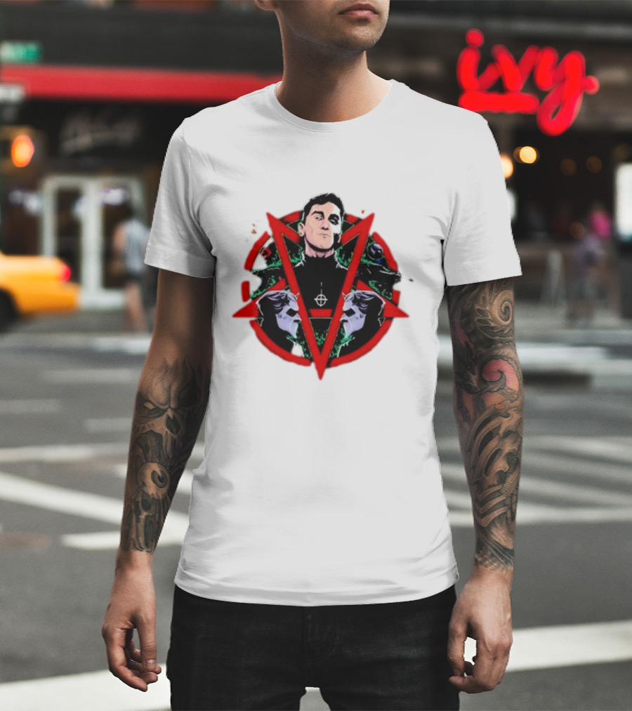 Hawks Remera MVP Vector Triangular Symbol With Mysterious Figure And Crossed Arms T-Shirt