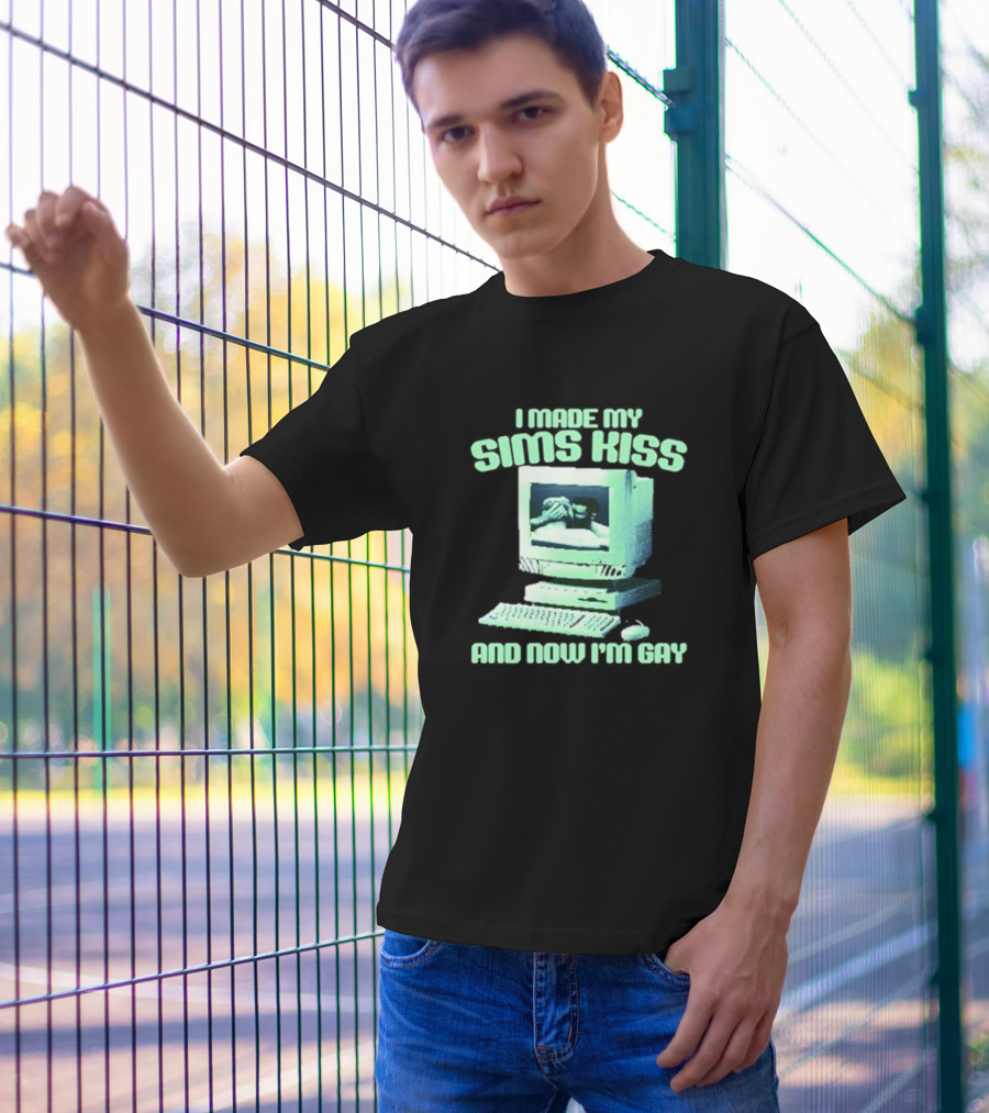 I Made My Sims Kiss And Now I'm Gay Retro Computer Nostalgia T-Shirt