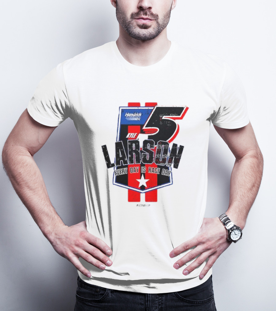 Kyle Larson Hendrick Motorsports Number 5 Every Day Is Race Day Flag T-Shirt