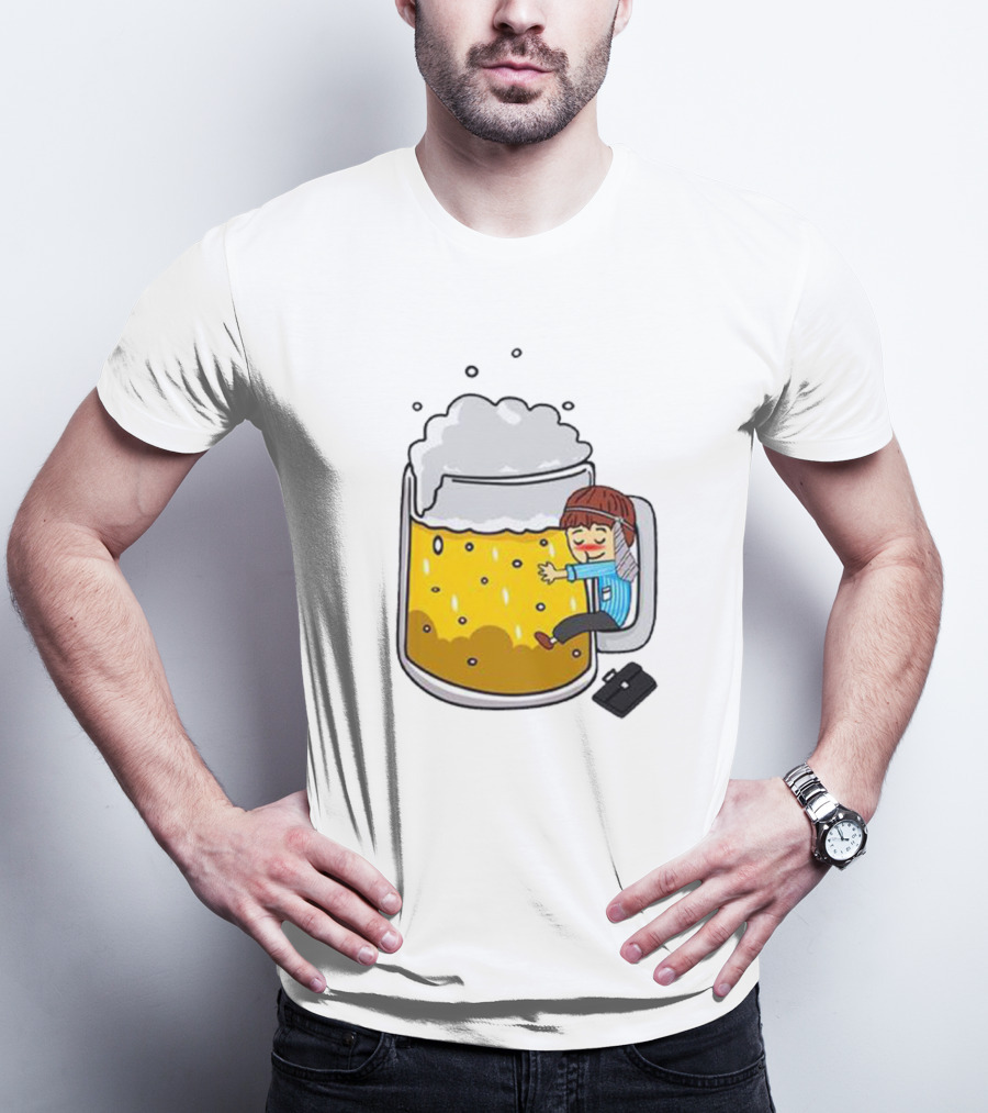 Beer Mug Hug With Traveler Cartoon Character T-Shirt