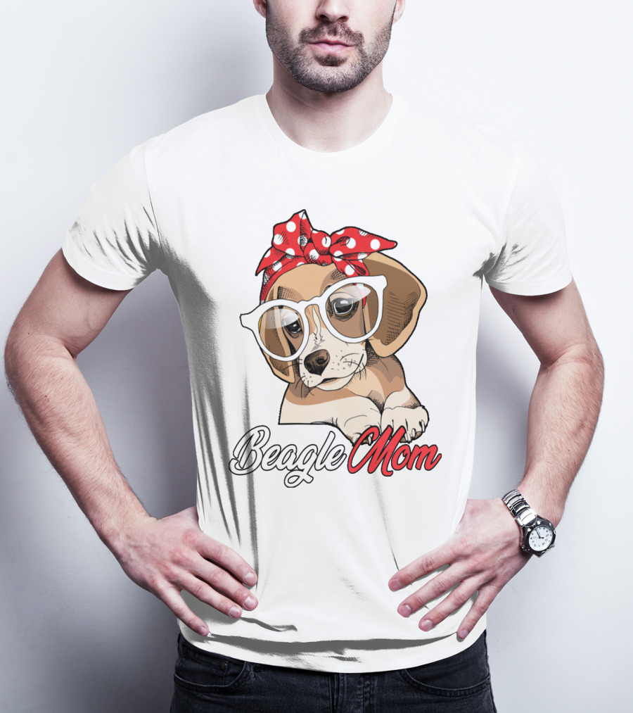 Beagle Mom Cute Beagle Dog With Glasses And Red Polka Dot Bandana T-Shirt
