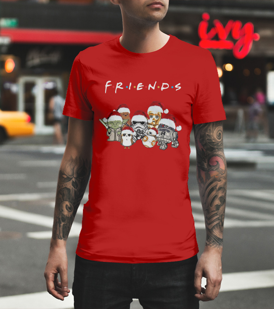 Star Wars Characters Yoda Chewbacca Porgs Stormtrooper R2 D2 C 3PO BB 8 Friends TV Show Christmas Santa Hats T-Shirt