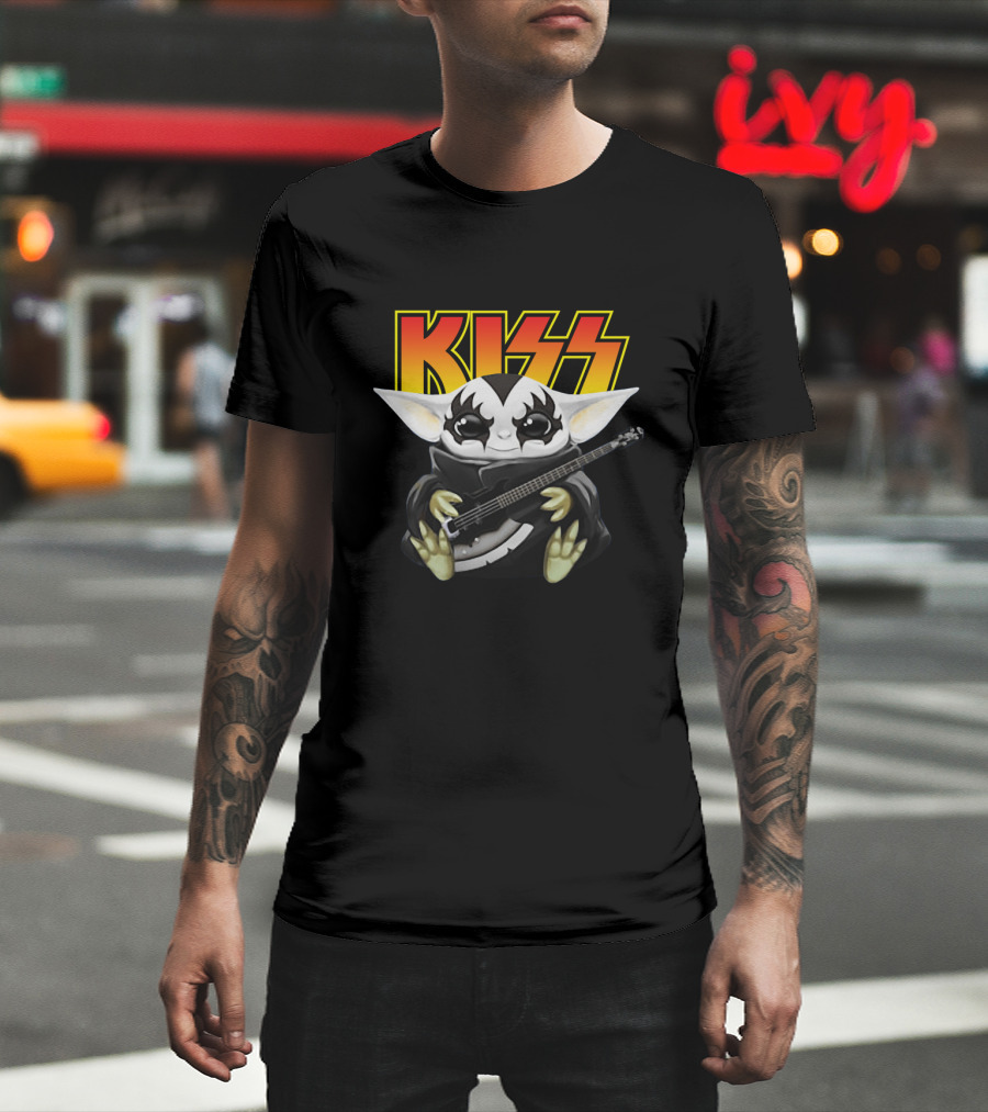 Baby Yoda Kiss Rock Bass Player T-Shirt