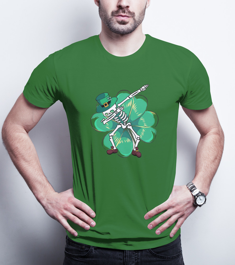 St Patrick's Day Skeleton Dabbing Leprechaun Clover T-Shirt