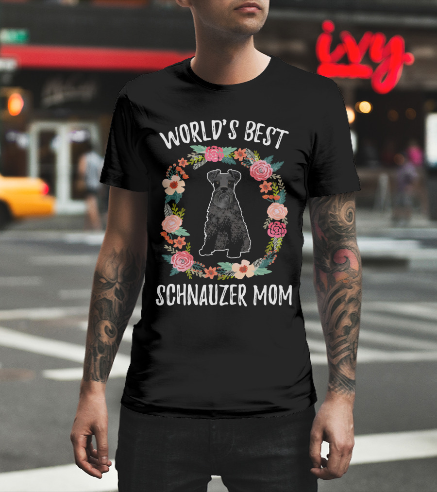 World's Best Schnauzer Mom Black Schnauzer Floral Wreath T-Shirt