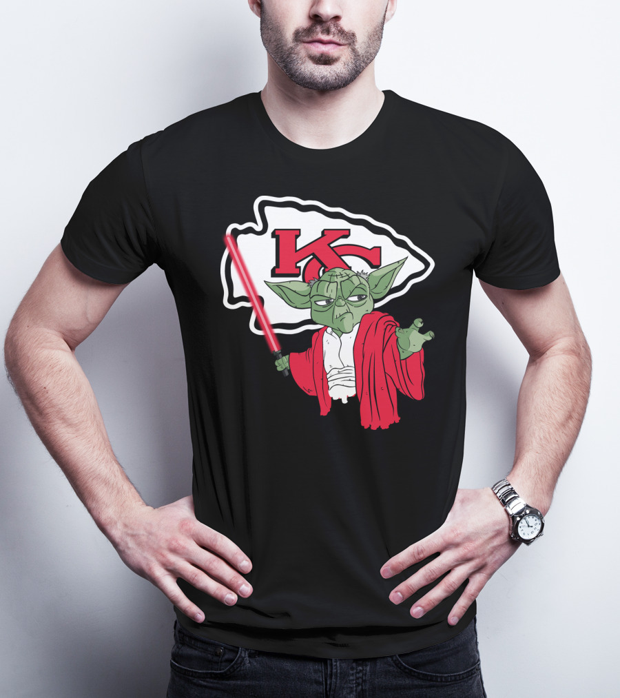 Kansas City Chiefs Yoda Lightsaber Fan T-Shirt