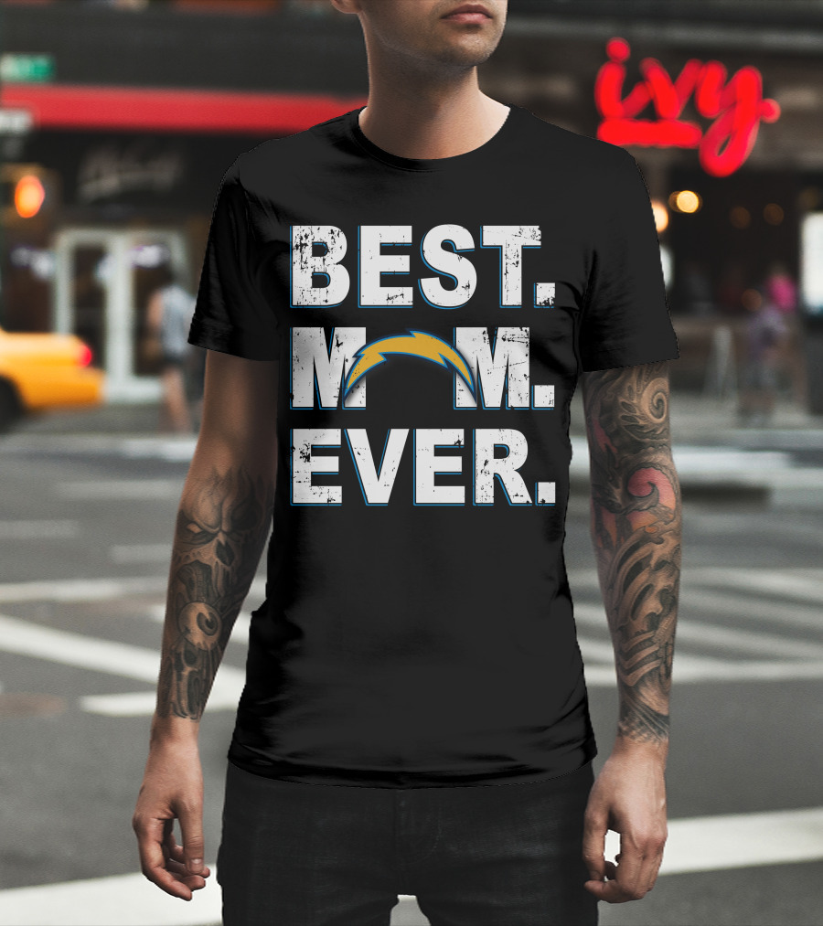 Best Mom Ever Chargers Bolt Fan T-Shirt