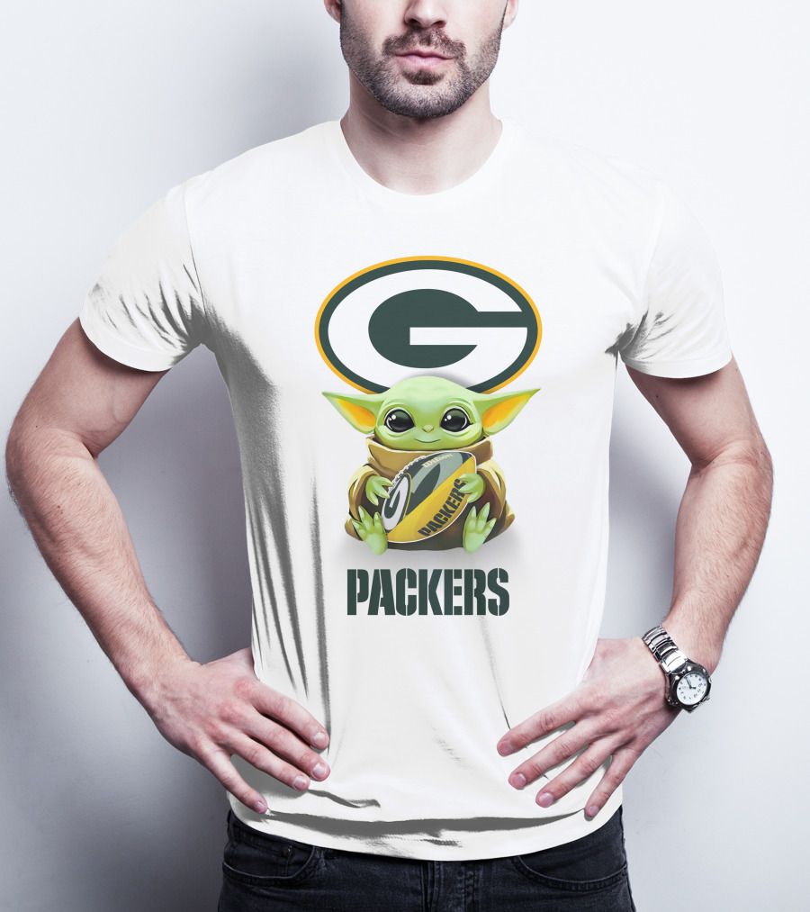 Baby Yoda Packers Hug Green Bay Football T-Shirt