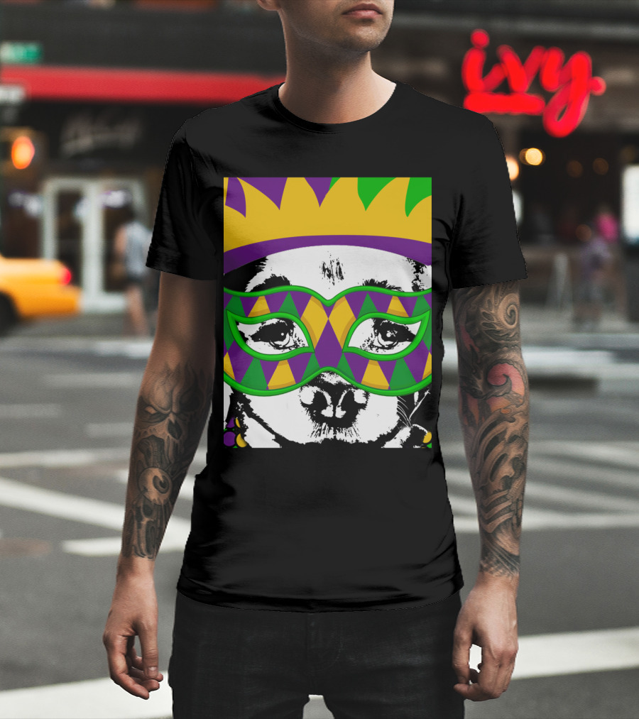 Mardi Gras Golden Retriever Dog Mask And Crown Colorful T-Shirt