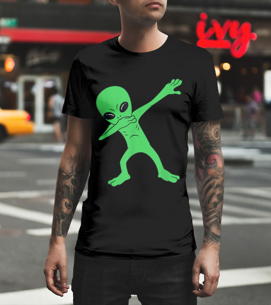 Dabbing Alien Halloween Funny Dab Pose Extraterrestrial Dance T-Shirt