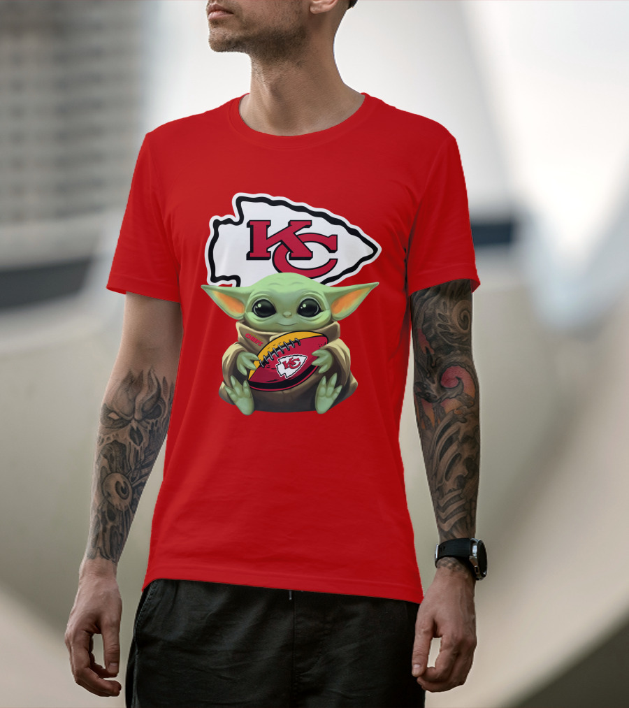 Babyyoda Holding Kansas City Chiefs Football T-Shirt