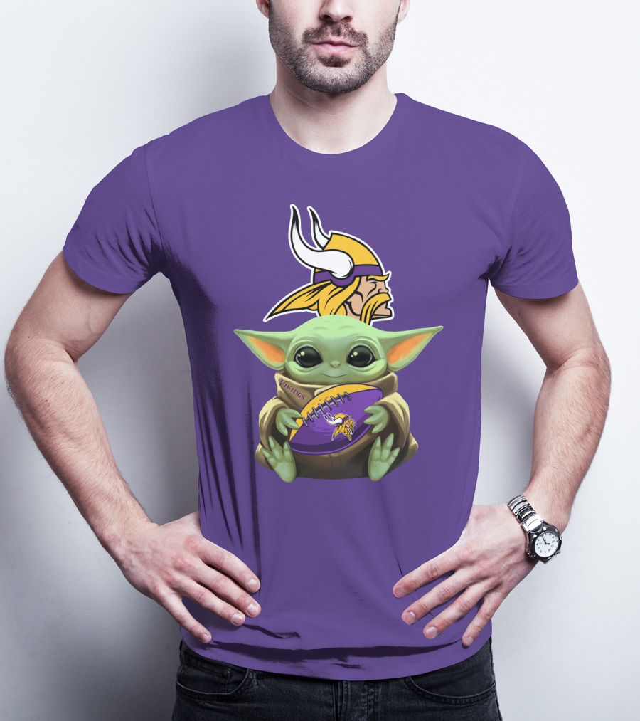 Babyyoda Minnesota Vikings Fan With Football T-Shirt