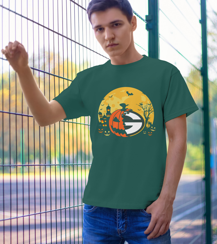 Halloween Green Bay Packers Pumpkin Moon Night Scene T-Shirt