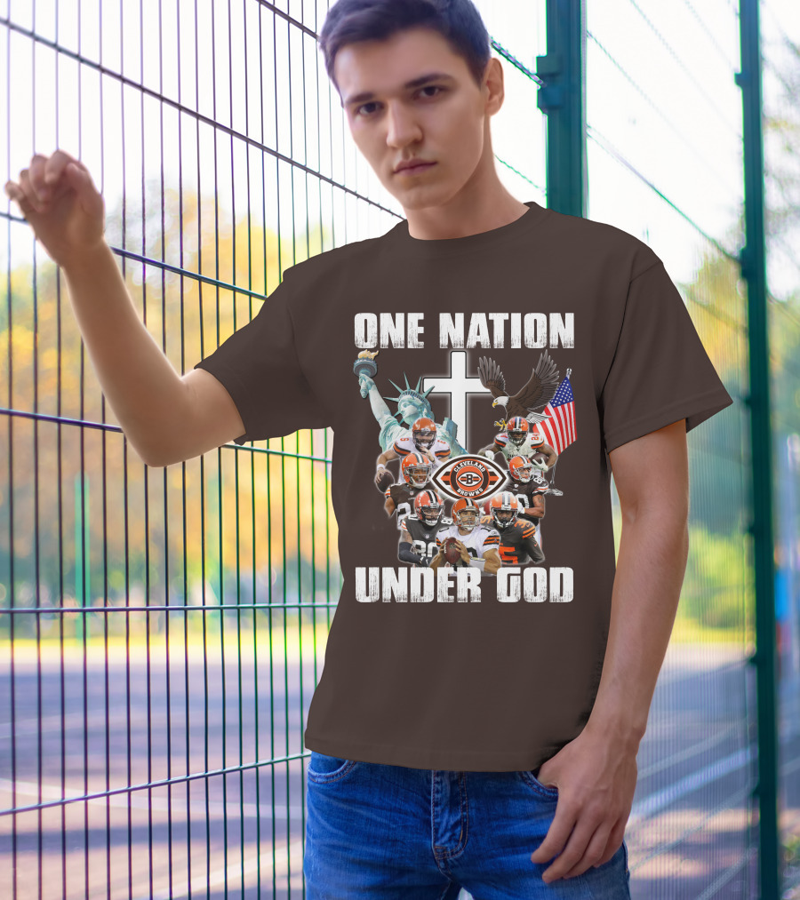 Cleveland Browns One Nation Under God Players Statue Of Liberty Eagle Flag Cross T-Shirt