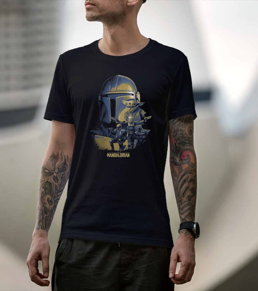 Mandalorian Manda6 Grogu Helmet Star Wars Characters T-Shirt