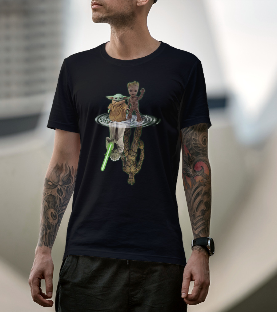 Yoda And Groot Reflection With Lightsaber ZN375 T-Shirt