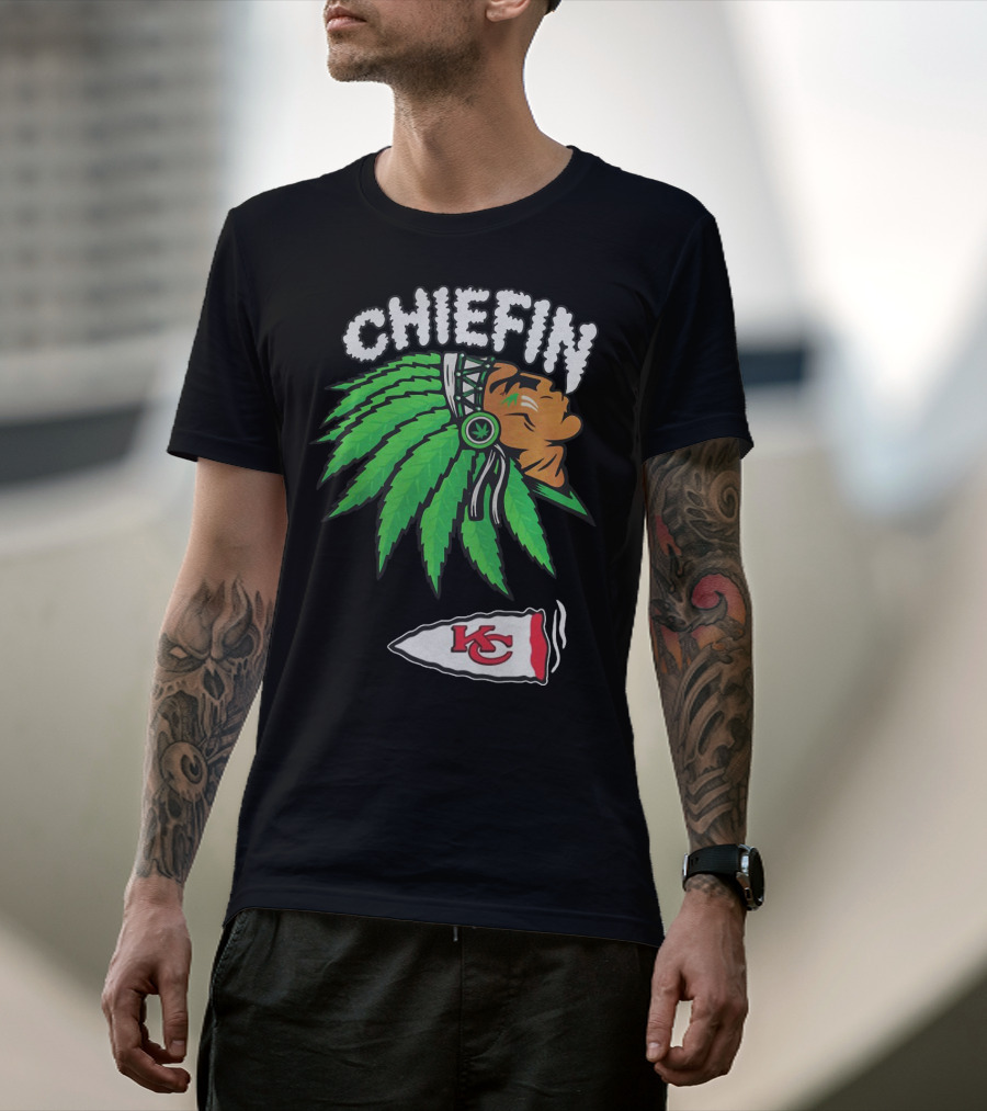 Kansas City Chiefs Chiefin Weed Smoke T-Shirt