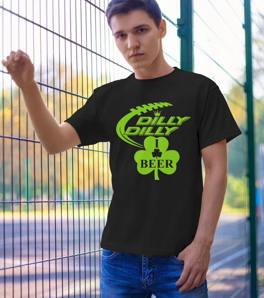 Dilly Dilly I Shamrock Beer Football St Patricks Day T-Shirt