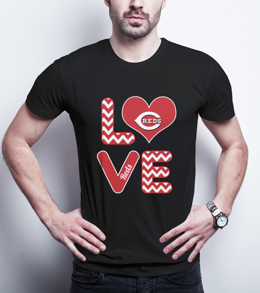 Love Cincinnati Reds Heart Logo Chevron Pattern Fans Baseball T-Shirt