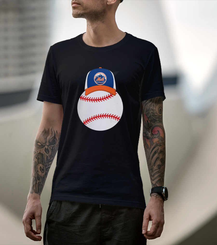 New York Mets Mickey Mouse Baseball Cap T-Shirt