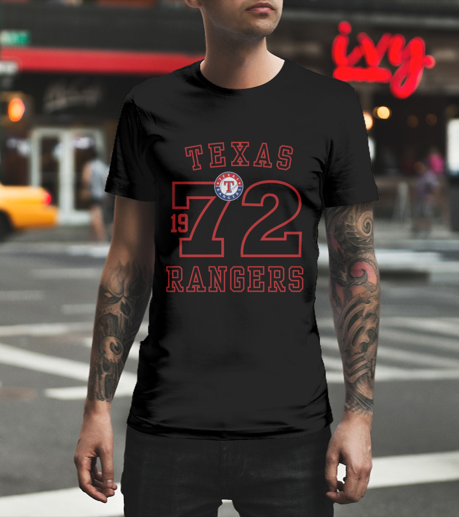 Texas Rangers 19 72 Vintage Logo Red Outline T-Shirt